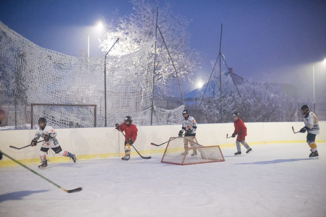 Program patinoare mobile în Sfântu Gheorghe la sfârşit de an - We Radio ...