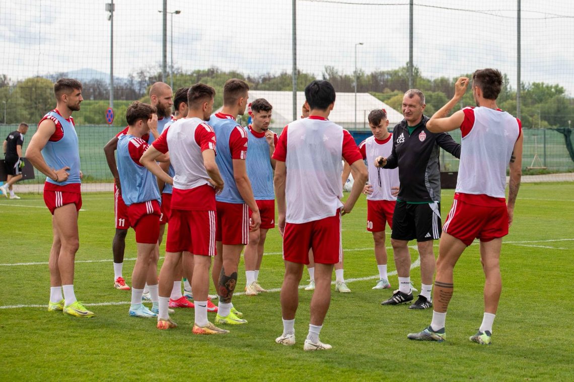 Vineri se joacă Sepsi OSK – FC Botoșani: Meciul decisiv pentru salvarea ...